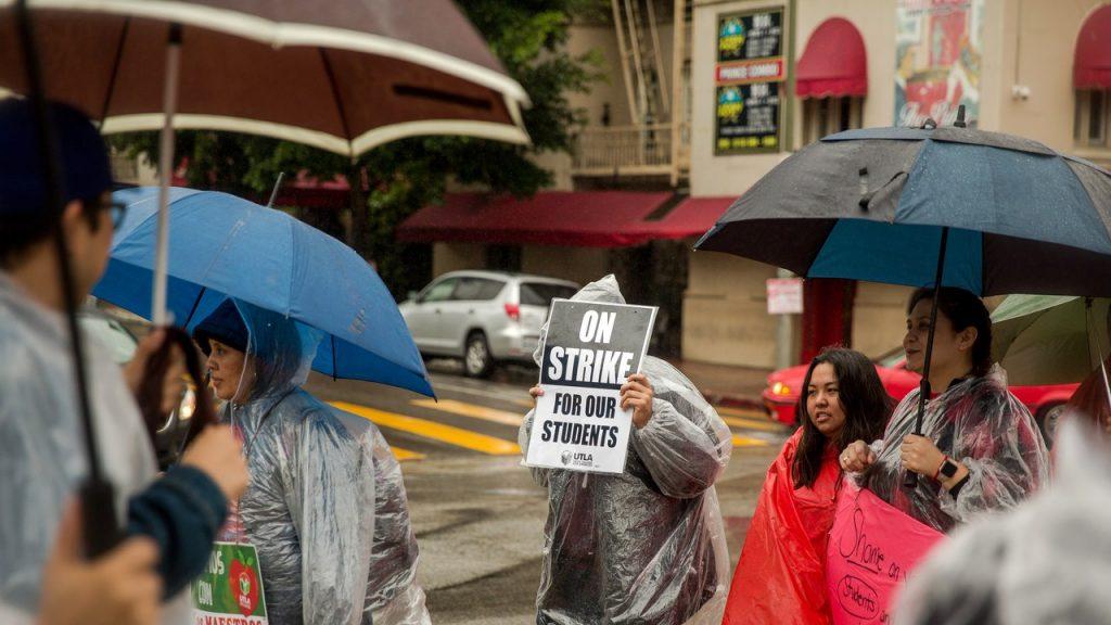 General Strikes, Explained - 3 Quarks Daily