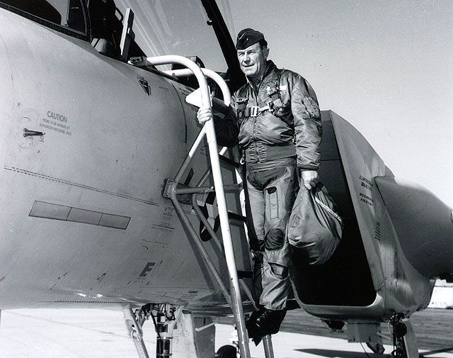 Remembering Chuck Yeager, a Pilot with the Right Stuff - 3 Quarks Daily