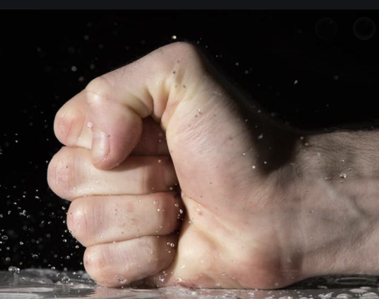 Why Anger Makes a Wrongly Accused Person Look Guilty - 3 Quarks Daily